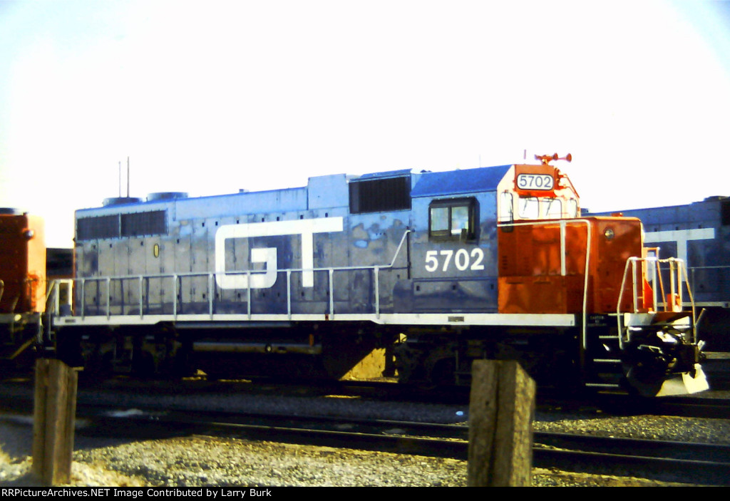 GTW 5702